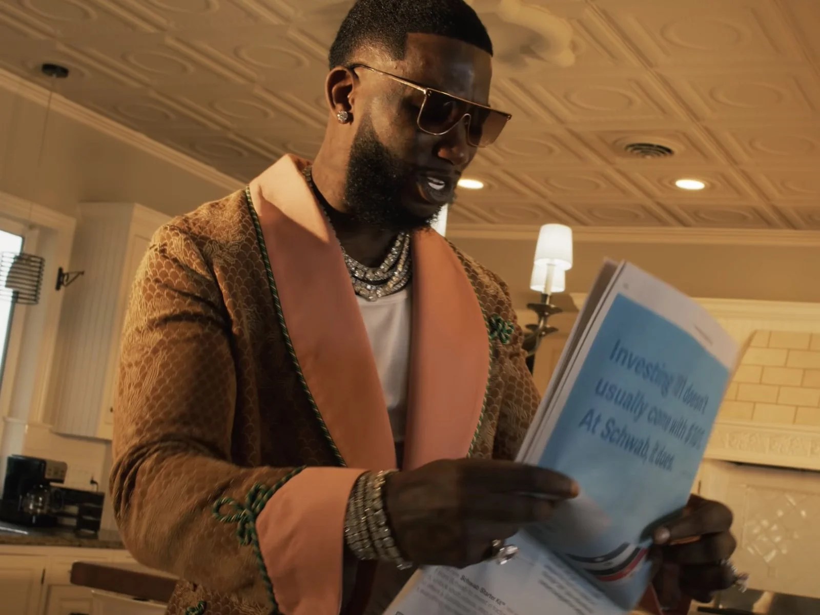 Here's 10 fire moments from Gucci Mane's 'Publicity Stunt' music video ...