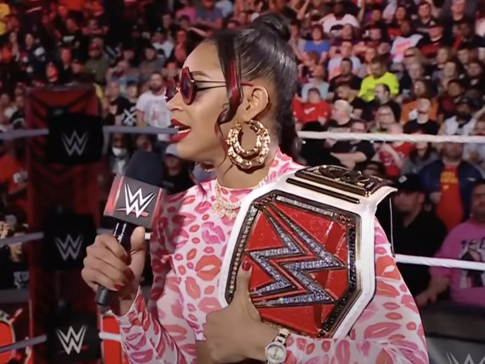 Bianca Belair is really flexing fashion goals with her championship ...