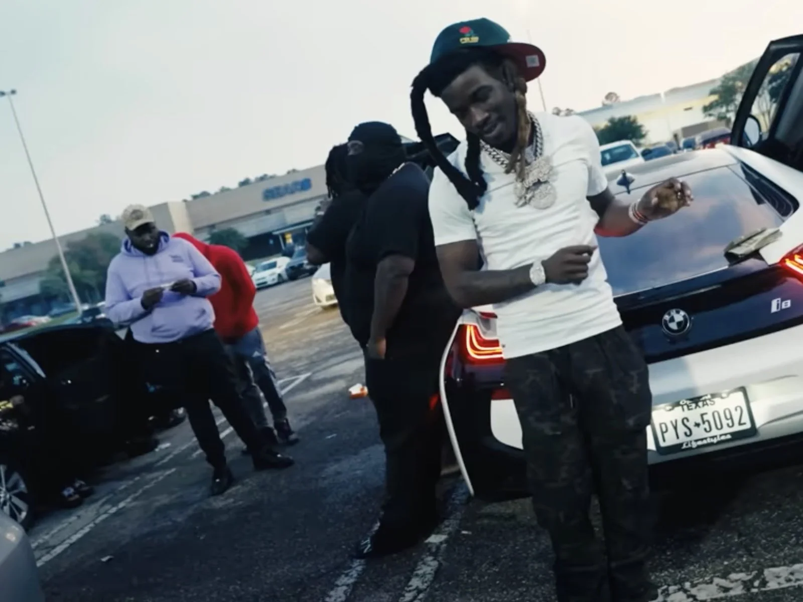 Hotboii vows Rich How I'm Dyin surrounded by his crew — Attack The Culture