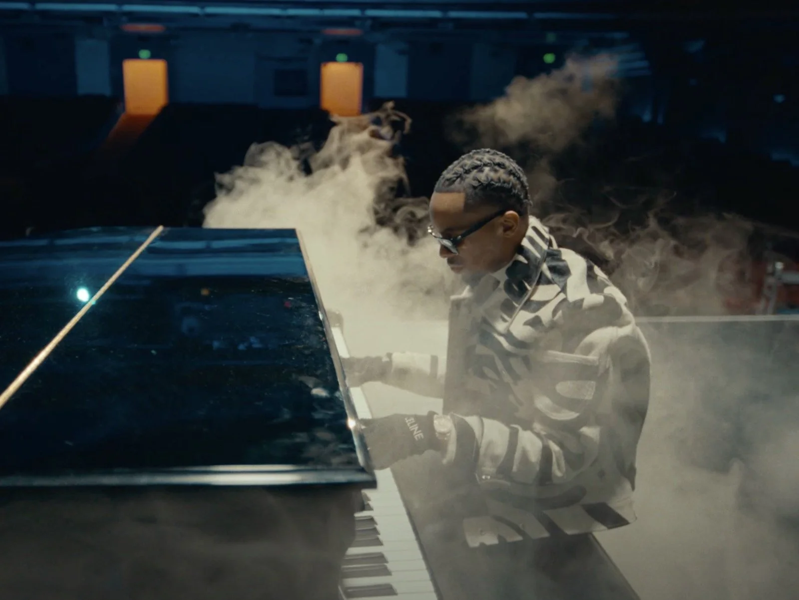 Toosii: It's all types of fire vibes in the new 'Favorite Song' music ...