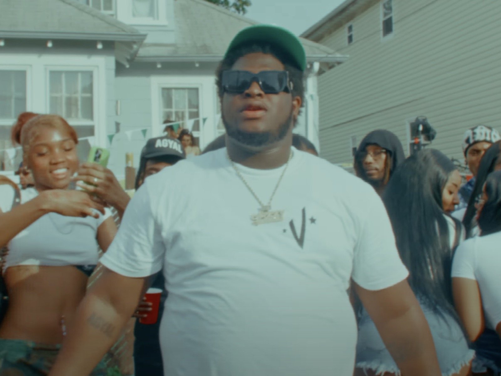 Cash Cobain The Summer Sizzle Vibes Are Activated With The Slizzy Talk Music Video — Attack