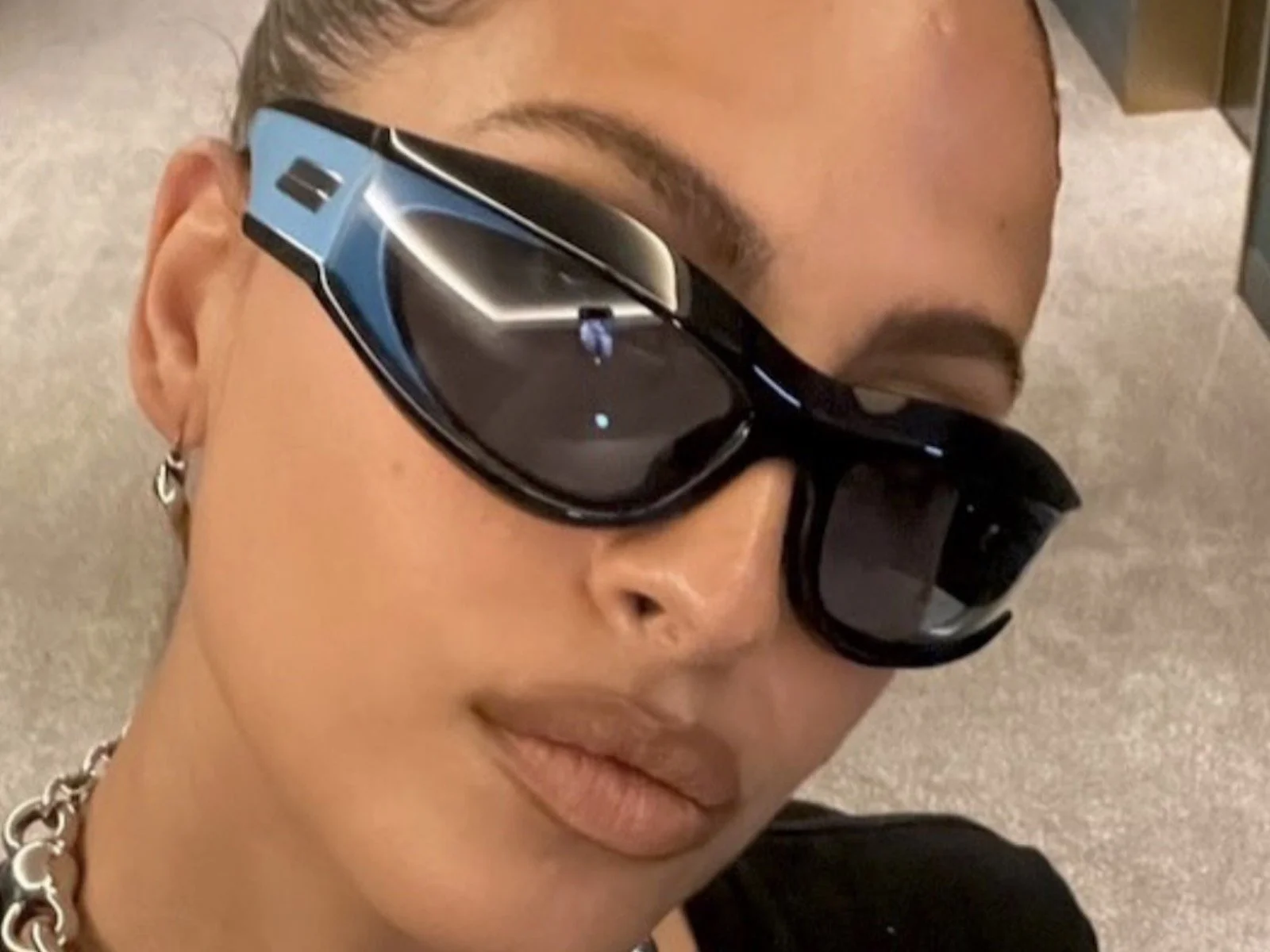 Apple Music: Snoh Aalegra dishes on her new 'Sweet Tea' anthem — Attack ...