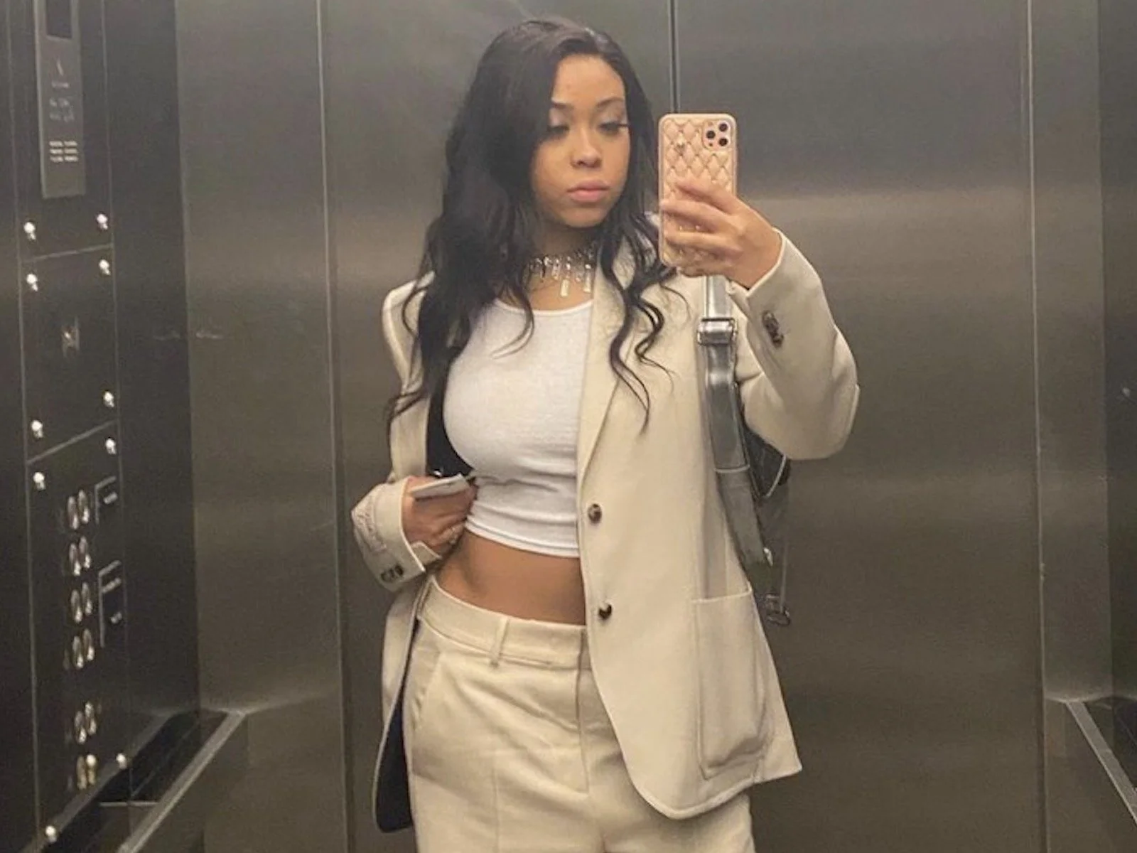 Puma Curry: Random snapshots of Erykah Badu's mini-me taking elevator ...