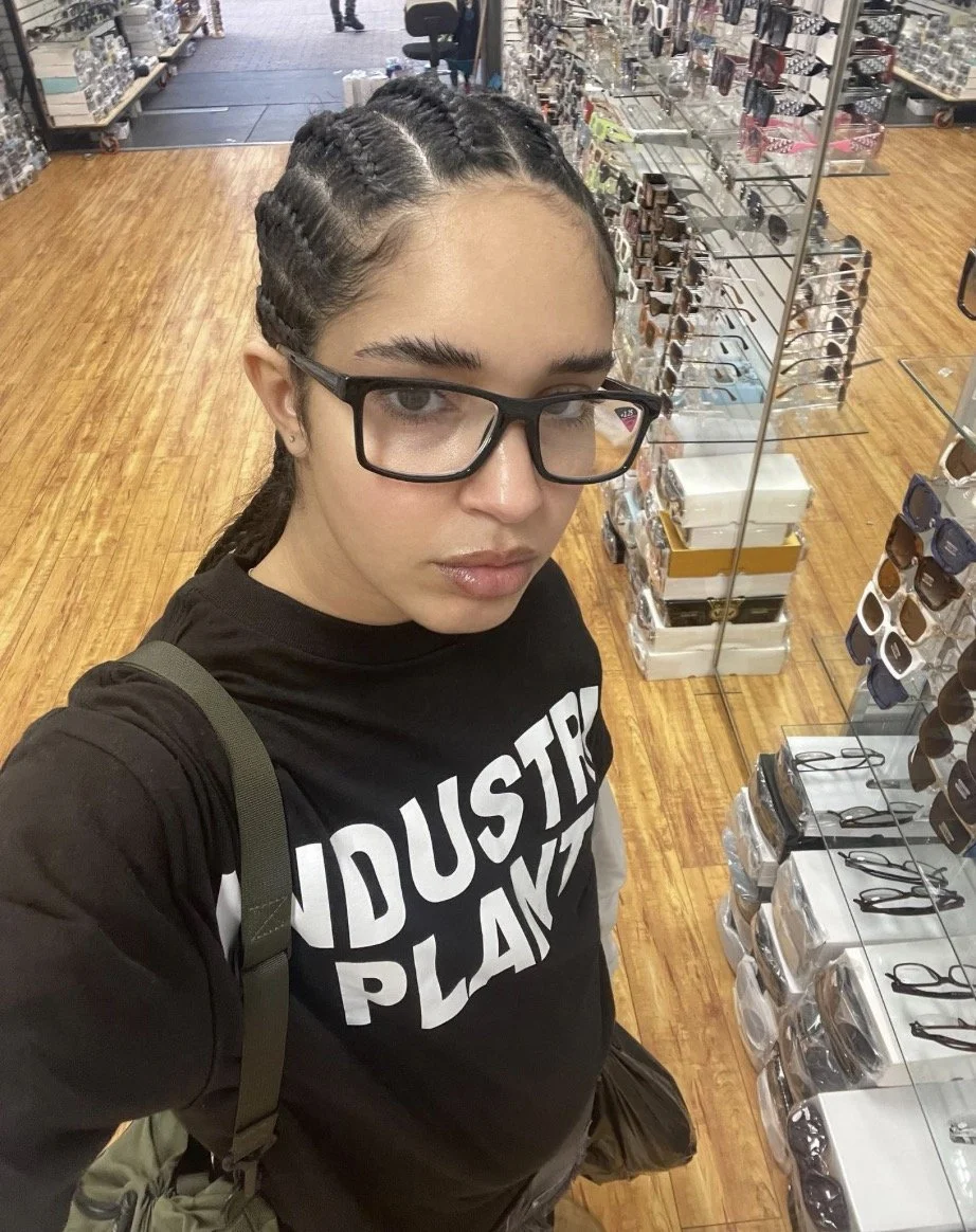 Dina Ayada: Dina, I can't get enough of your selfies - please let me ...