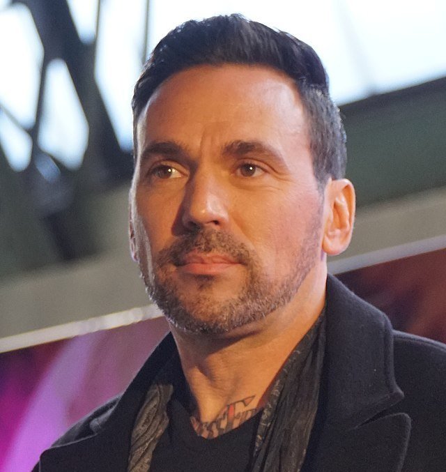 The Life and Death of a Legend, a Hero, and the Greatest Power Ranger ...