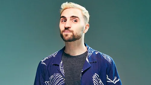 Comedy Review - Simon Taylor: Big Time — RMITV