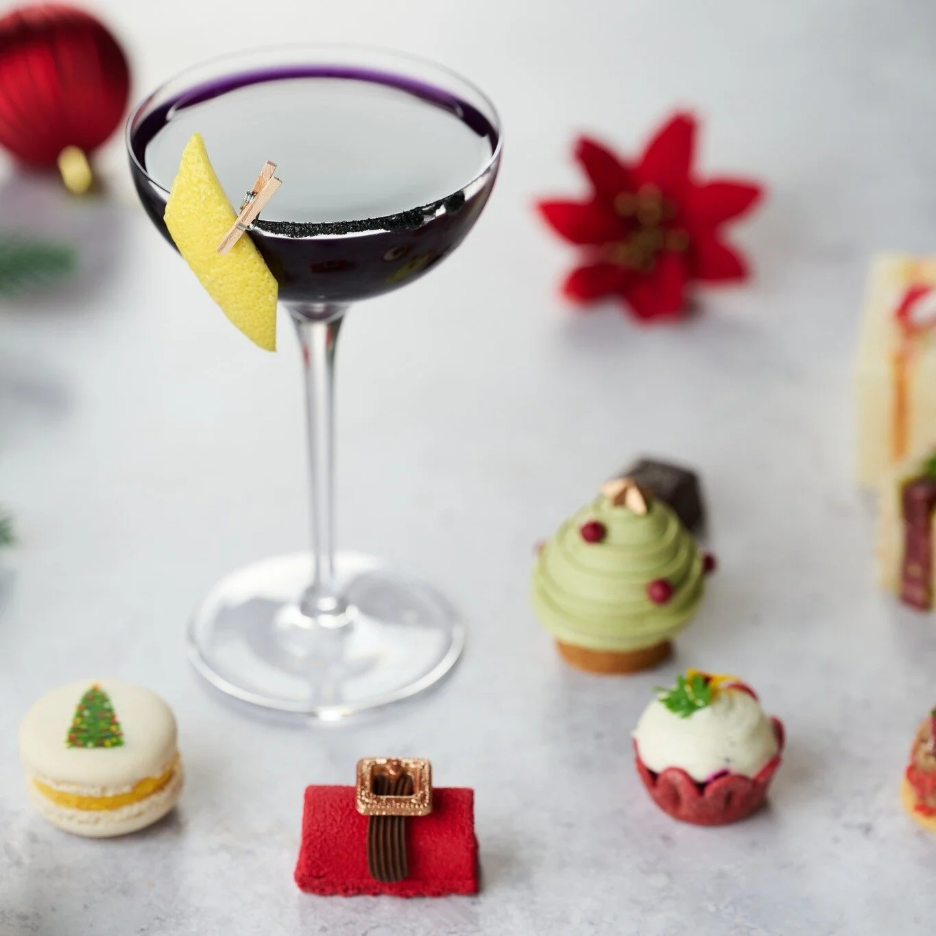 SKAI | Highest Rooftop Grill Restaurant with Spectacular Views of Singapore