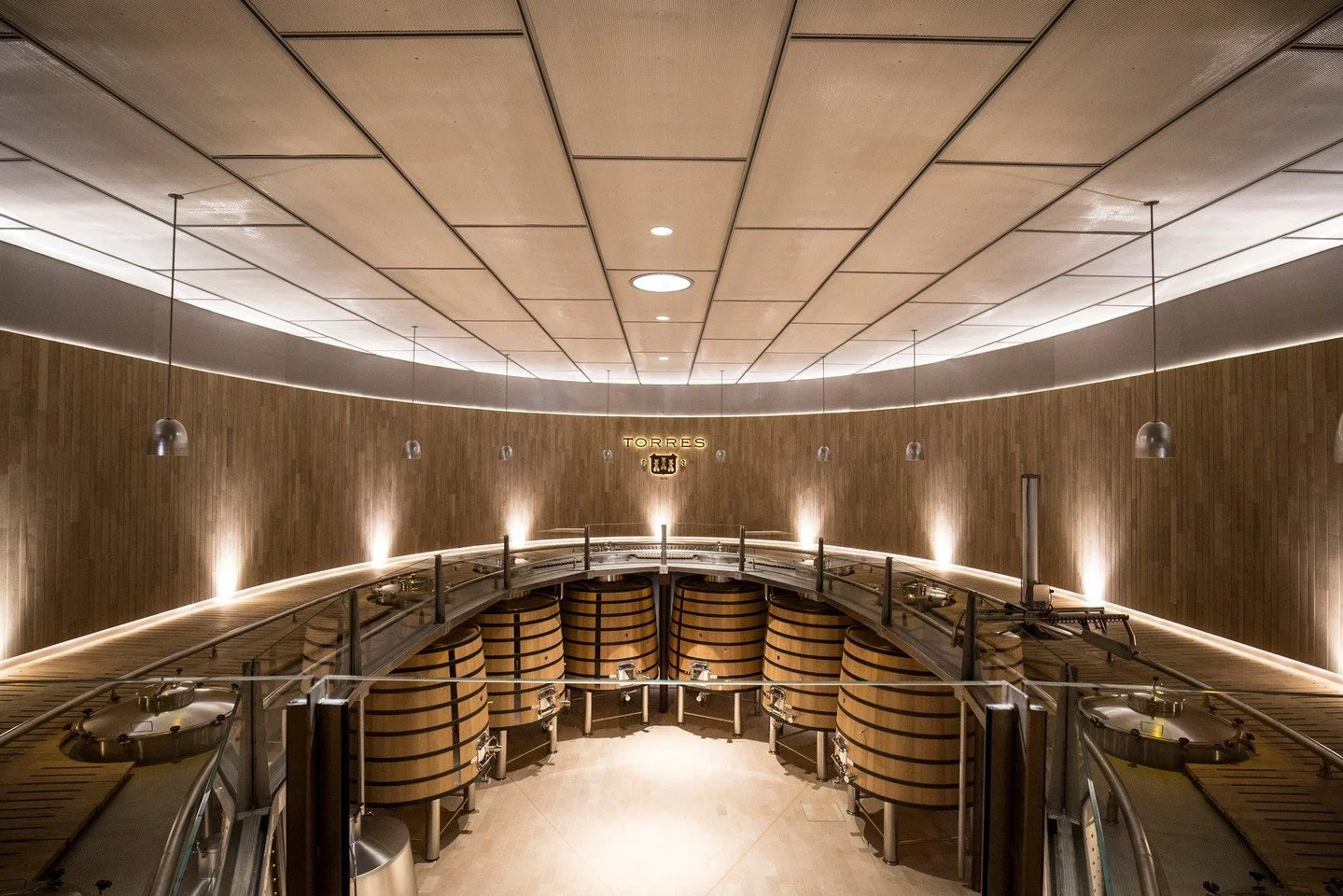 SKAI | Highest Rooftop Grill Restaurant with Spectacular Views of Singapore