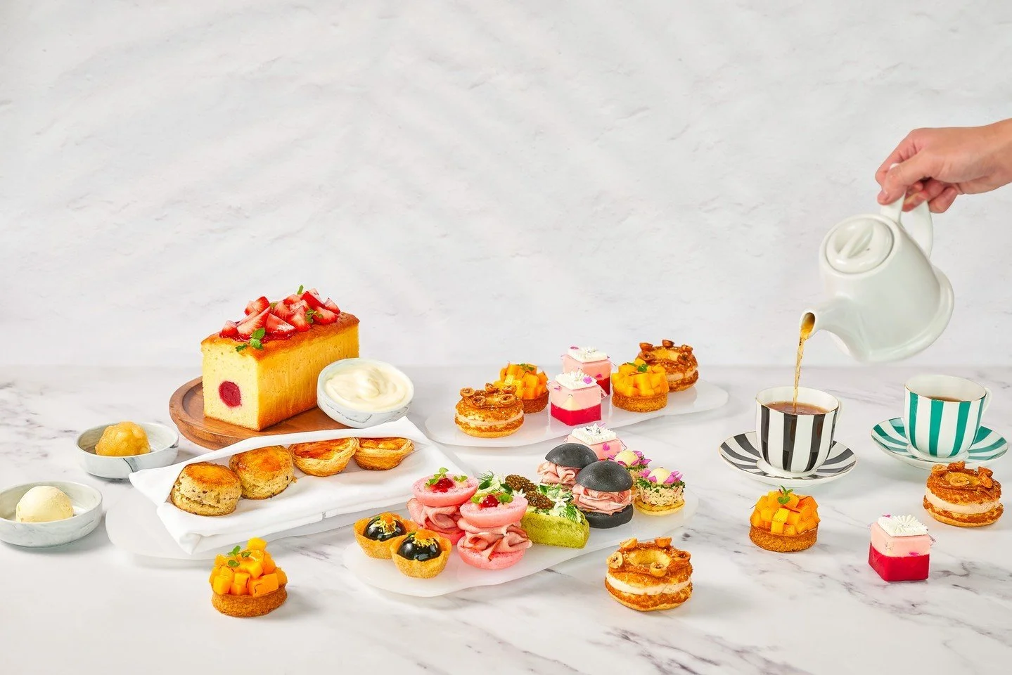 SKAI | Highest Rooftop Grill Restaurant with Spectacular Views of Singapore