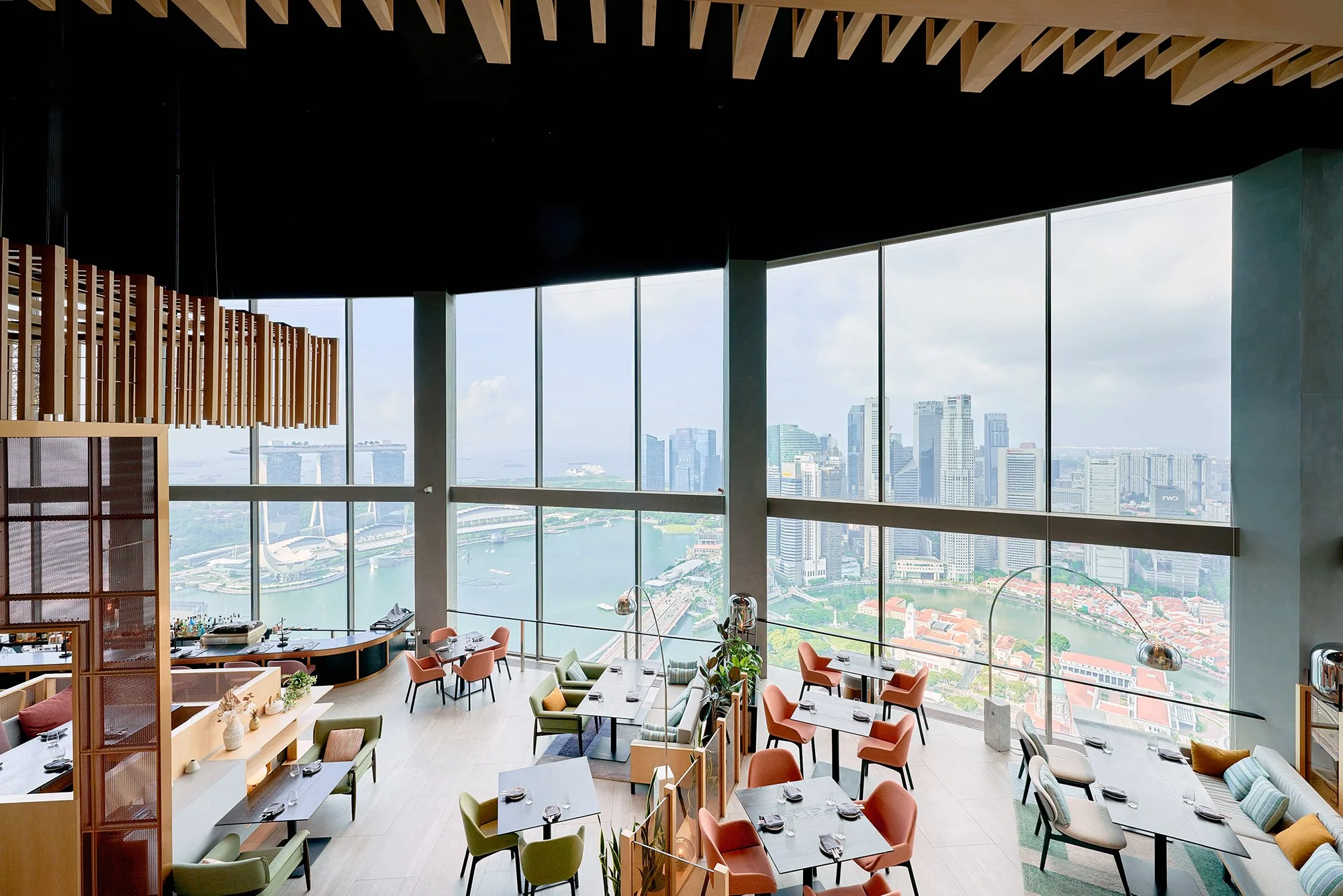 SKAI | Restaurant with Views of the Singapore Skyline