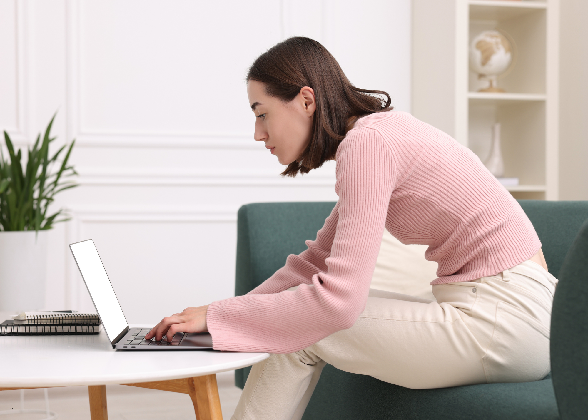 Poor Posture and Back Pain: Causes, Symptoms, and Solutions | Get ...