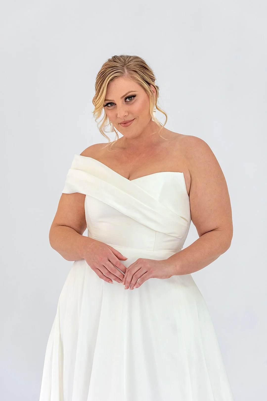 Erin Clare Bridal | Milan One Shoulder Gown | Curve Bridal Australia ...