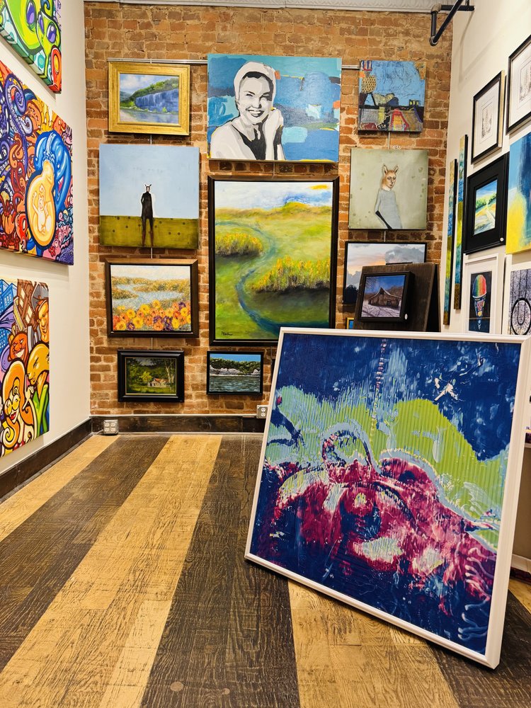 ART ON THE SQUARE