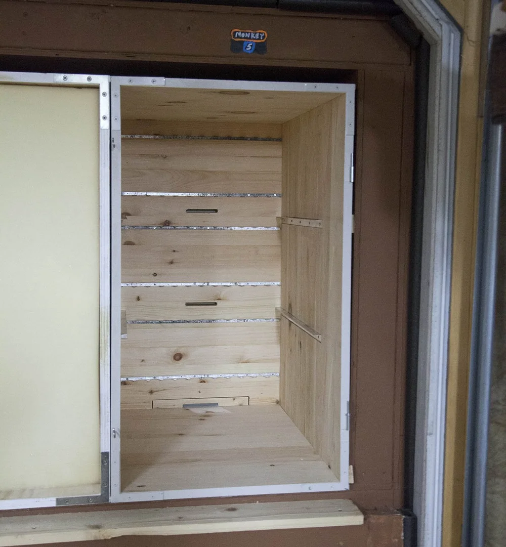 Installing a Hive in the Bee House — My Slovenian Hive