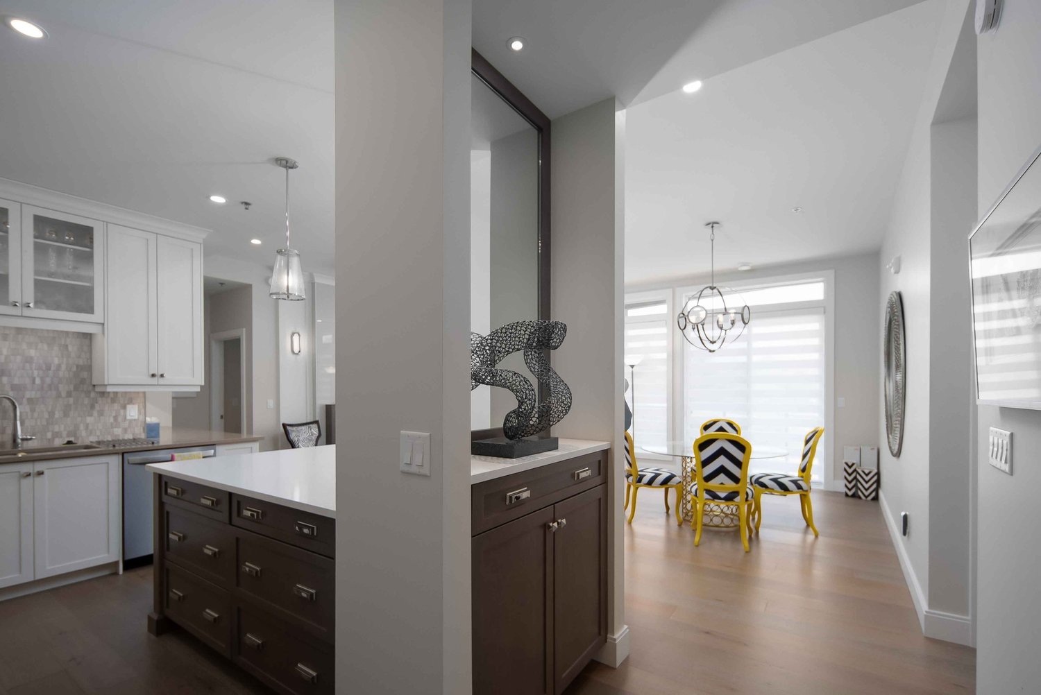 212-5429 Roblin Grove Condominiums — Mark Penner