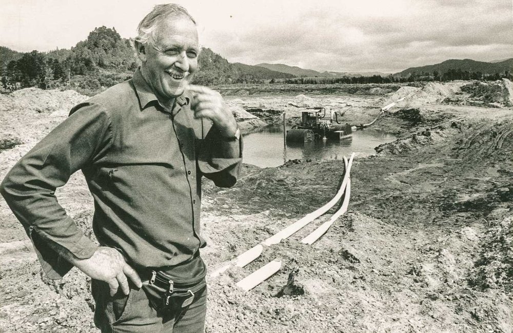 About Us — Hoppers