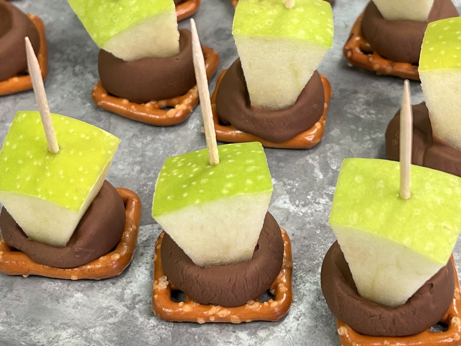 Easy Caramel Apple Bites — Miss Annie's Home + Kitchen