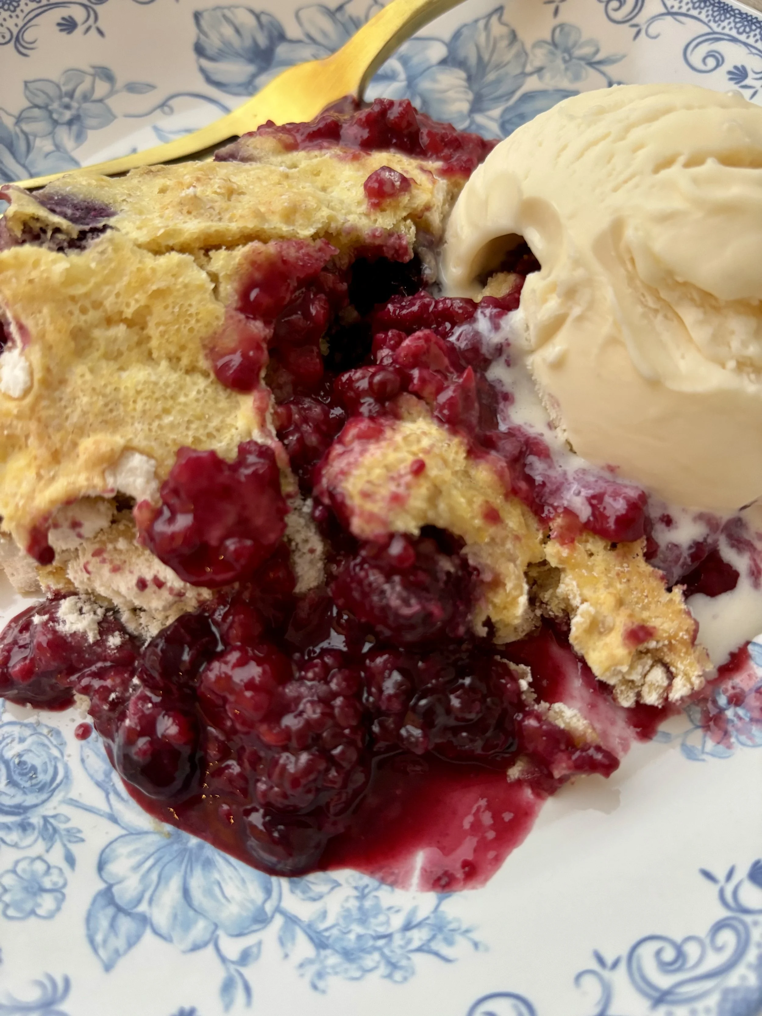 3-Ingredient No Sugar Mixed Berry Dump Cake — Miss Annie's Home + Kitchen