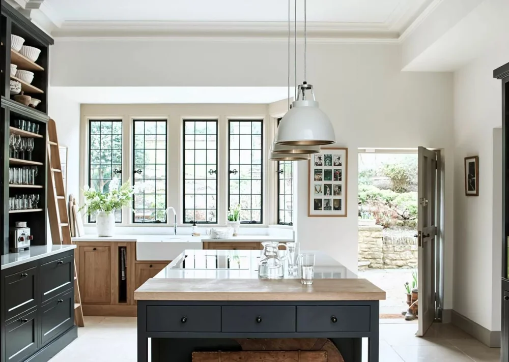 Luxury Kitchen Design | Real Wooden Kitchen | Luxury Kitchen Design ...