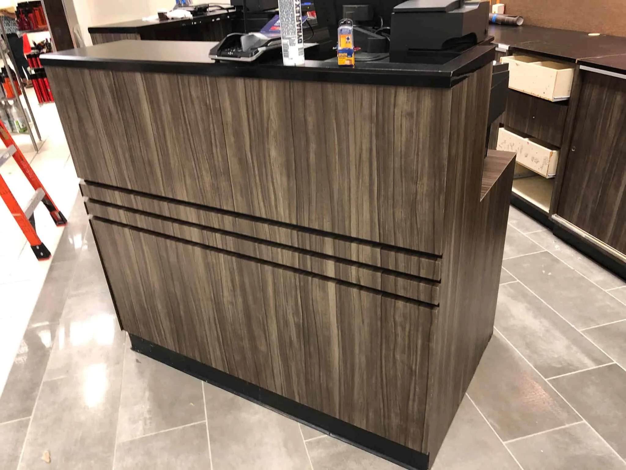 Transform Your Reception Desk with 3M Di-Noc Architectural Film