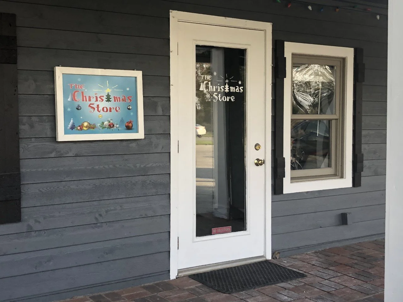 Contact Us — The Christmas Store