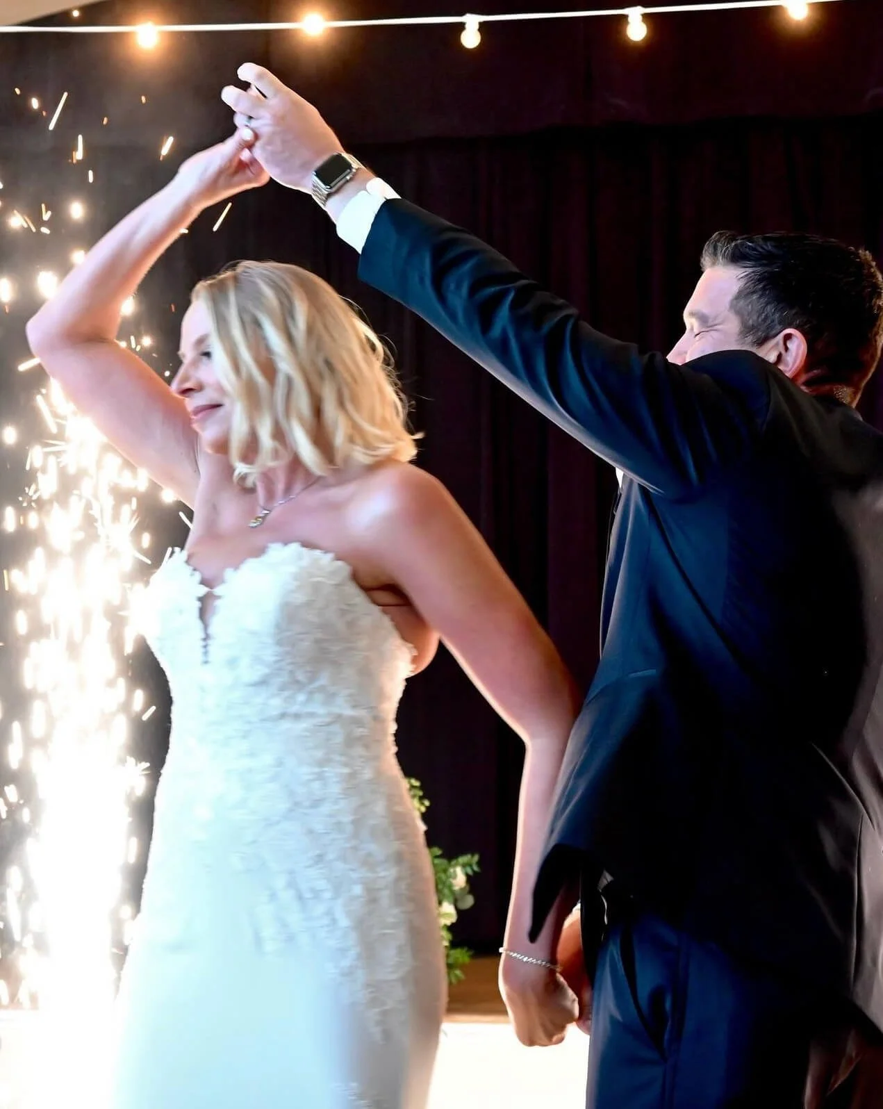 400 Romantic First Dance Songs for Your Dream Wedding