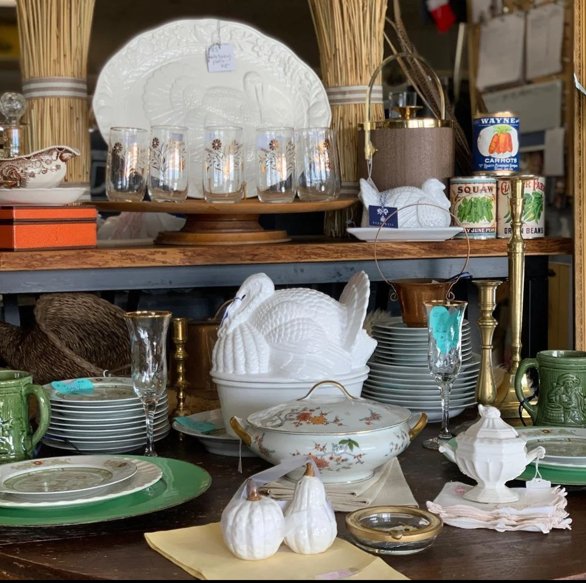 Shop, sell, & style at Peddlers Mall