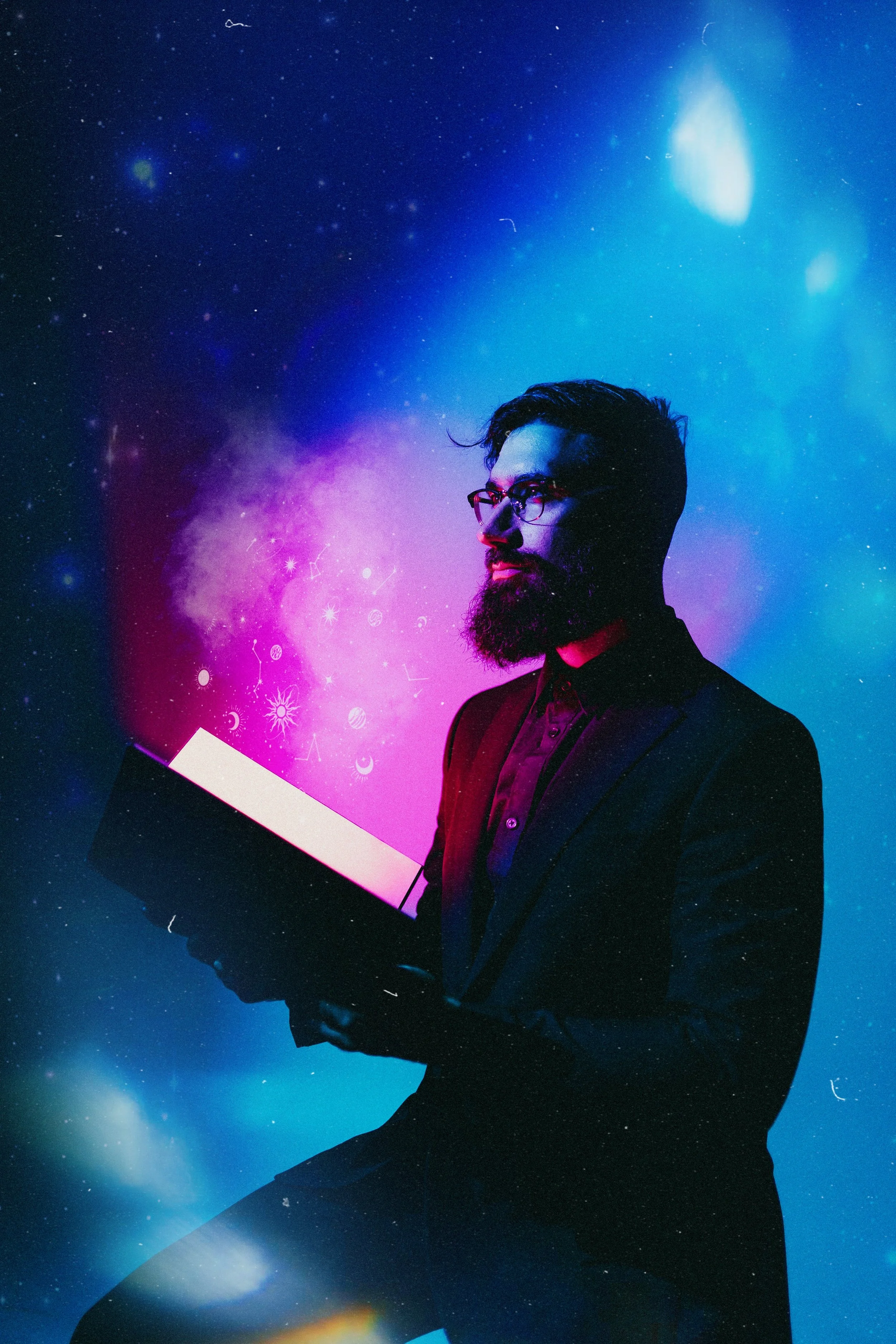 Learn about the 'Psychic' Comedian — Peter Antoniou