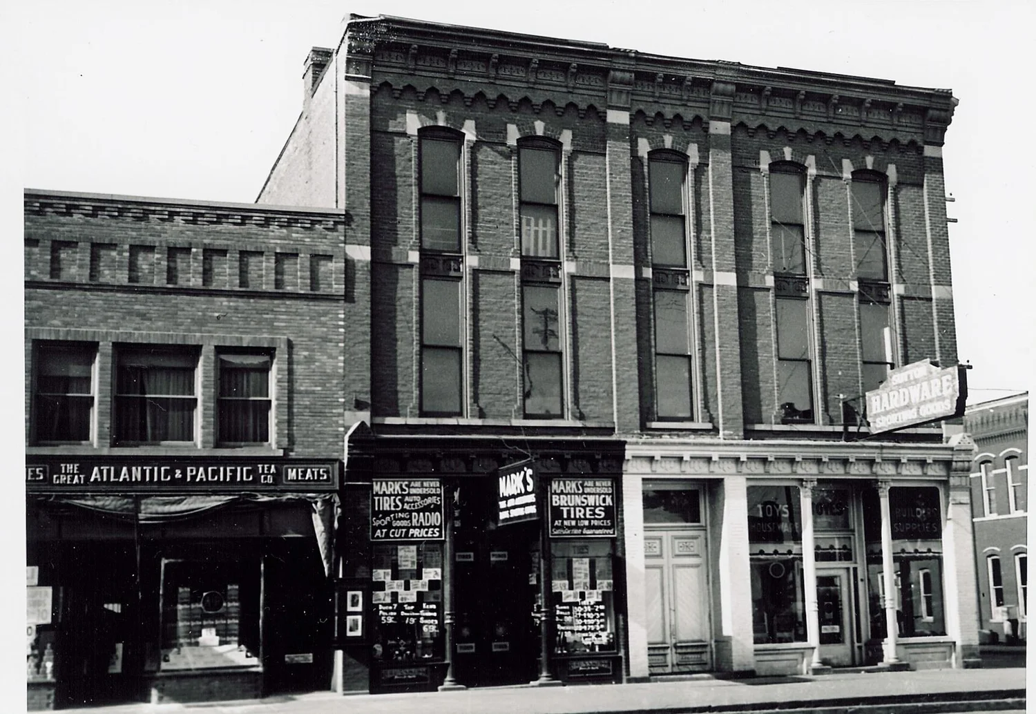 Historical Exteriors — HOWELL OPERA HOUSE
