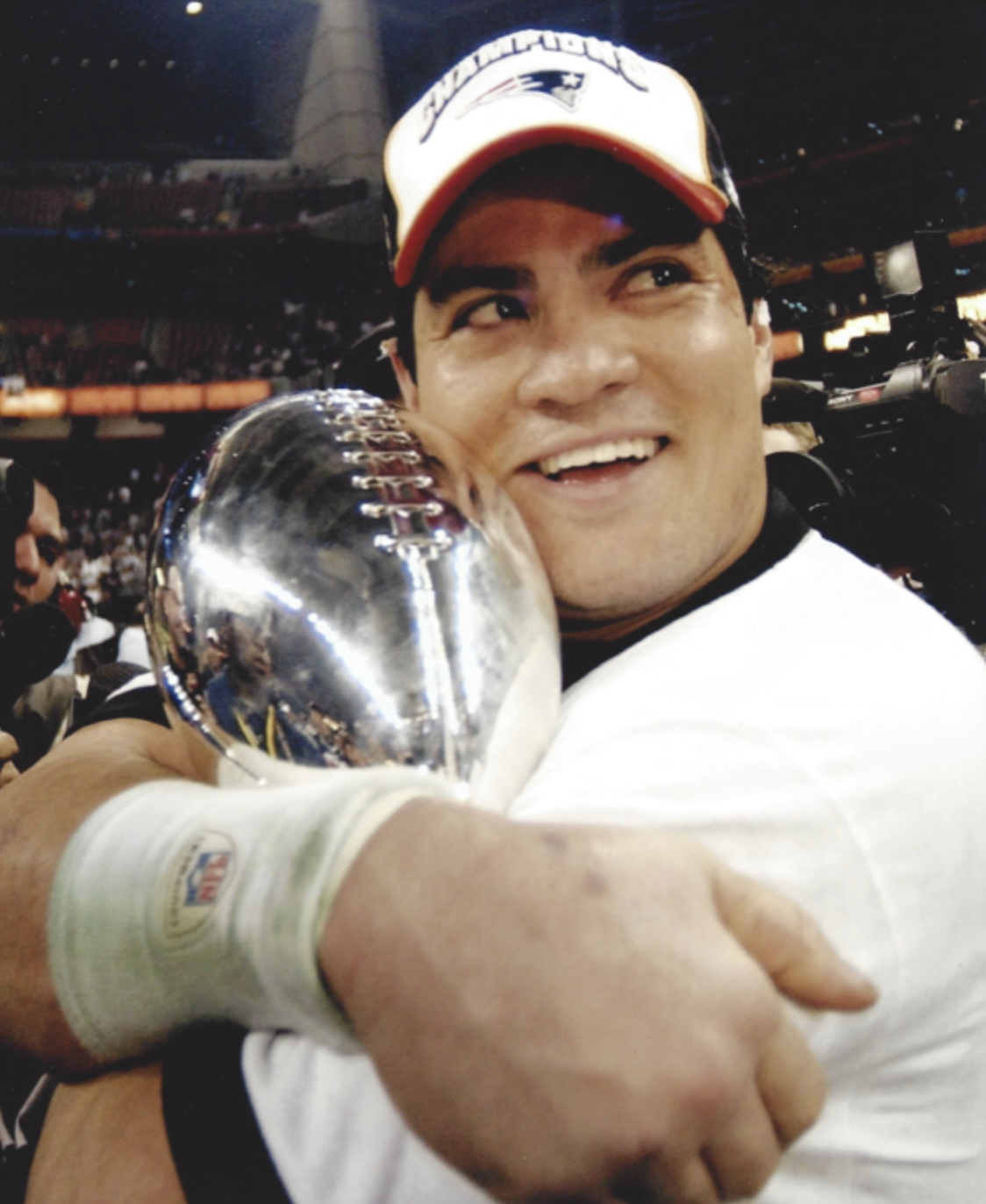 8 Filipino-American NFL Players Who Made Super Bowl History ...