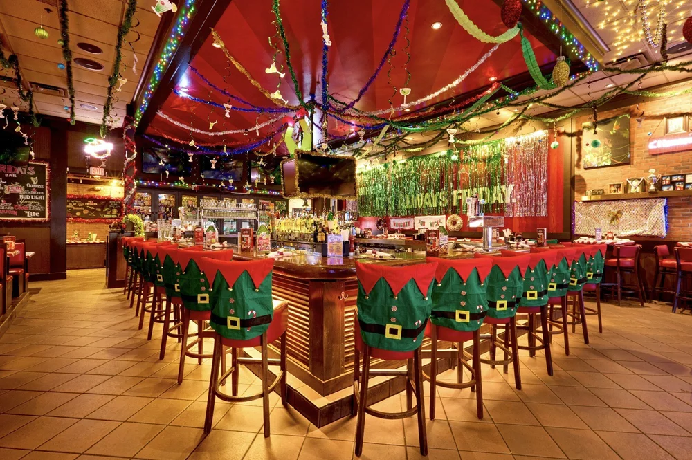TGI Fridays Just Announced Its First-Ever Holiday Pop-Up—And The Menu ...