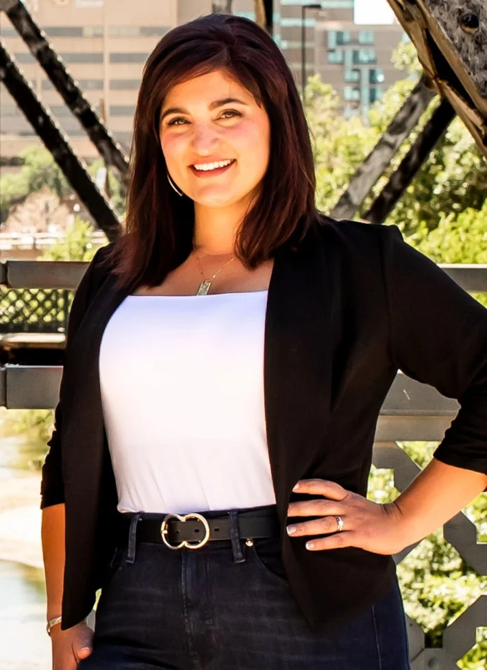 Colorado Real Estate Agent - Danielle Wainwright, HomesDW
