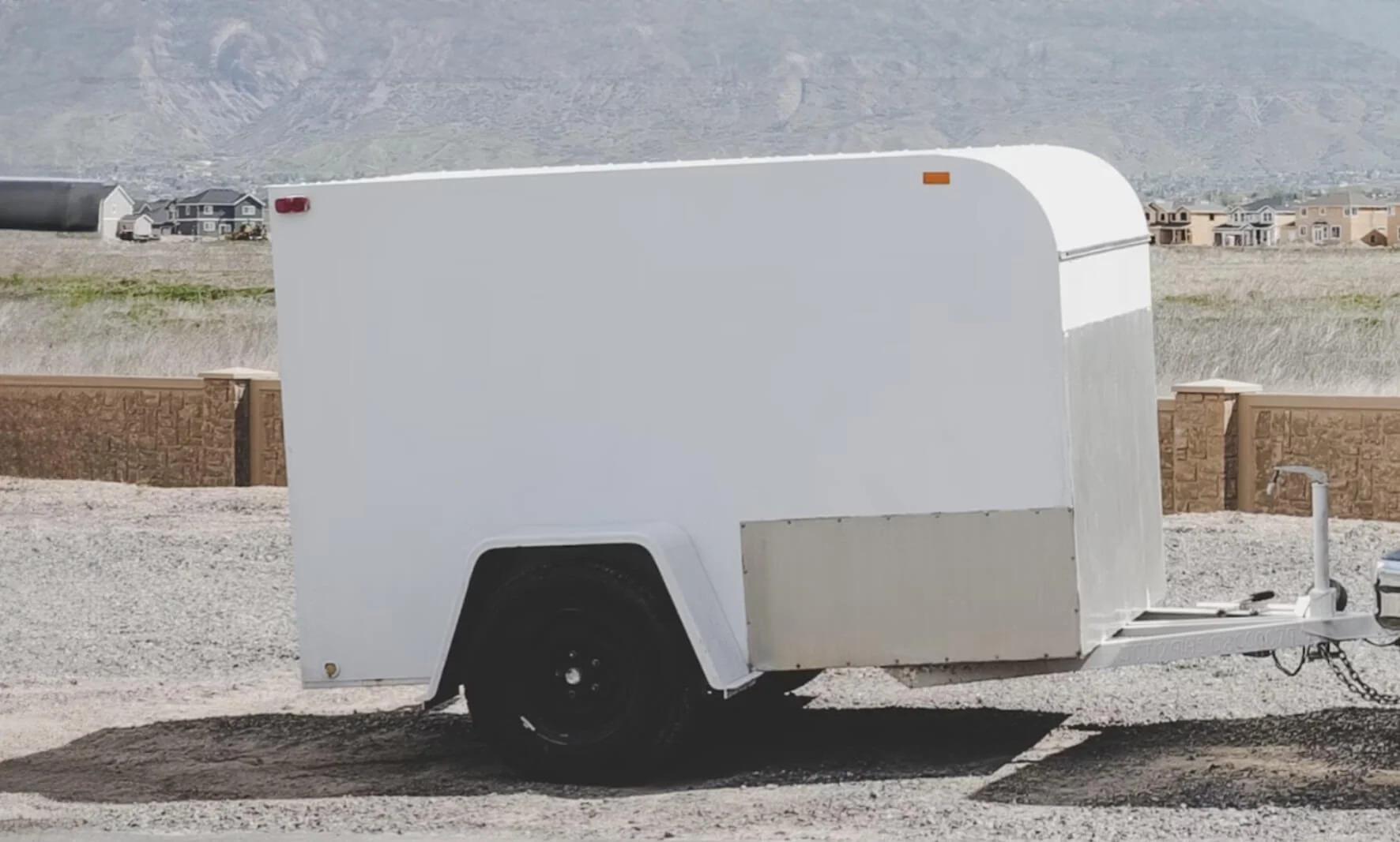 Electric Car Towing Guide: Can EVs Tow? | The Electric Car Scheme