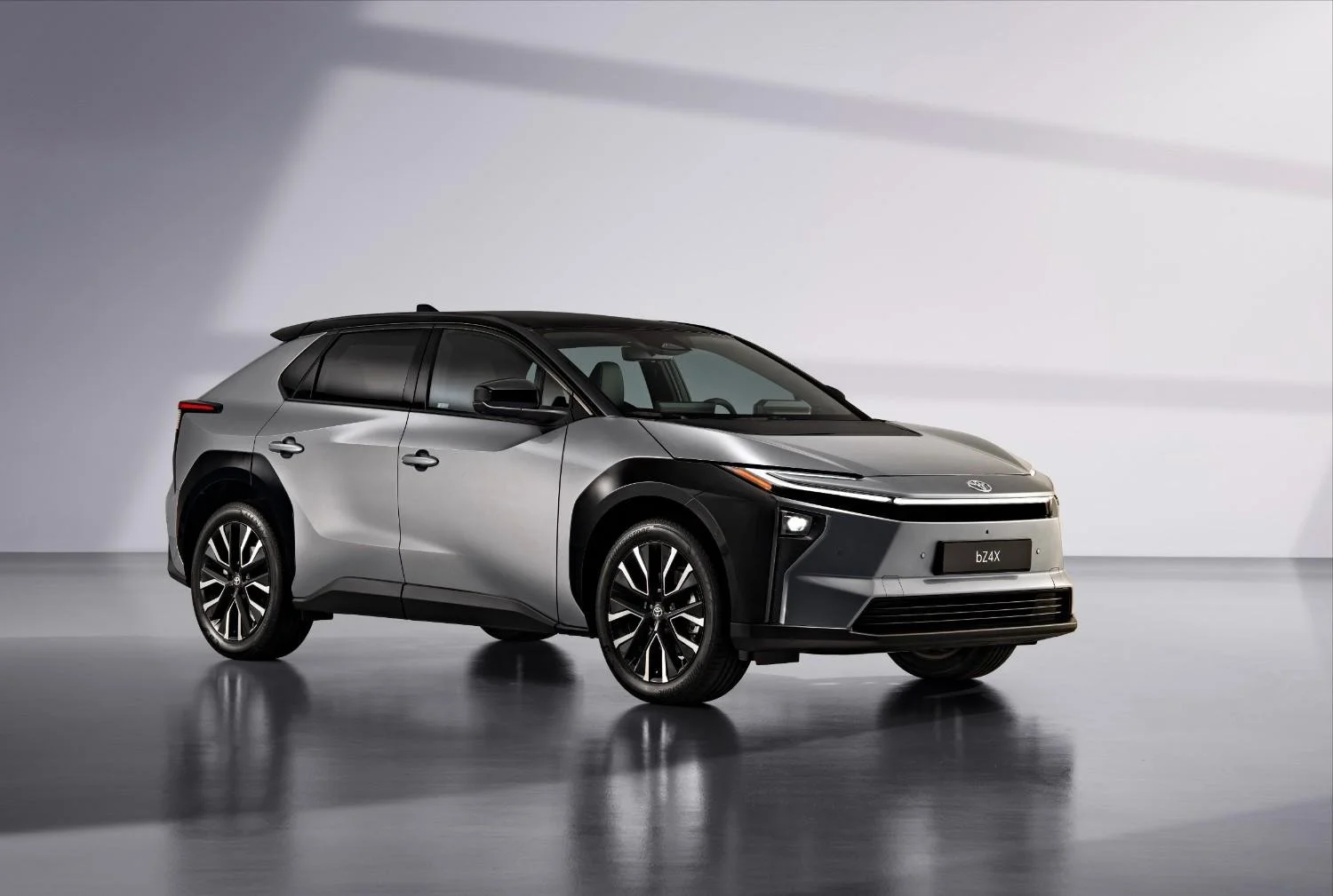 Toyota Electric & Hybrid Cars UK: bZ4X & Complete Toyota EV Range 2026 ...