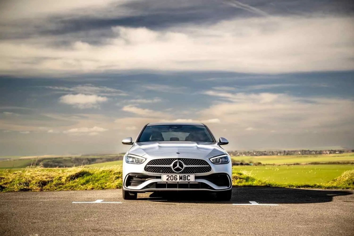 Mercedes Electric & Hybrid Cars UK: Complete EQS, EQE & EV Range Guide ...