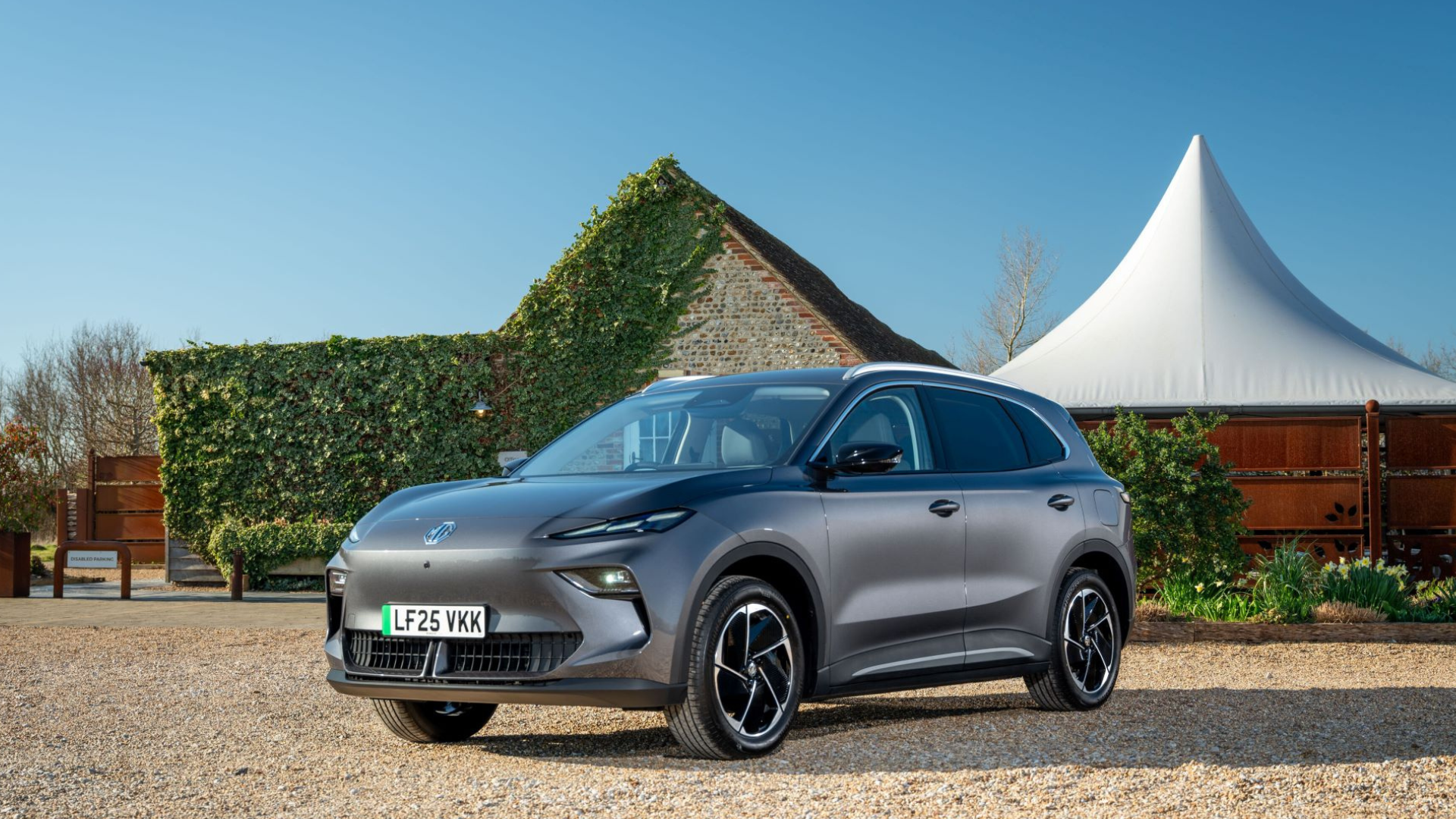 MG Electric & Hybrid Cars UK: MG4, ZS EV & Complete Range Guide 2026 ...