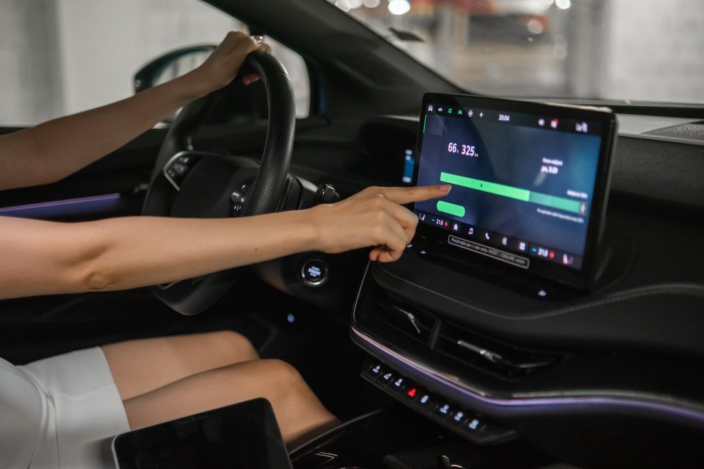 EV Dashboard Signs Explained: Complete Guide to Electric Car Warning ...