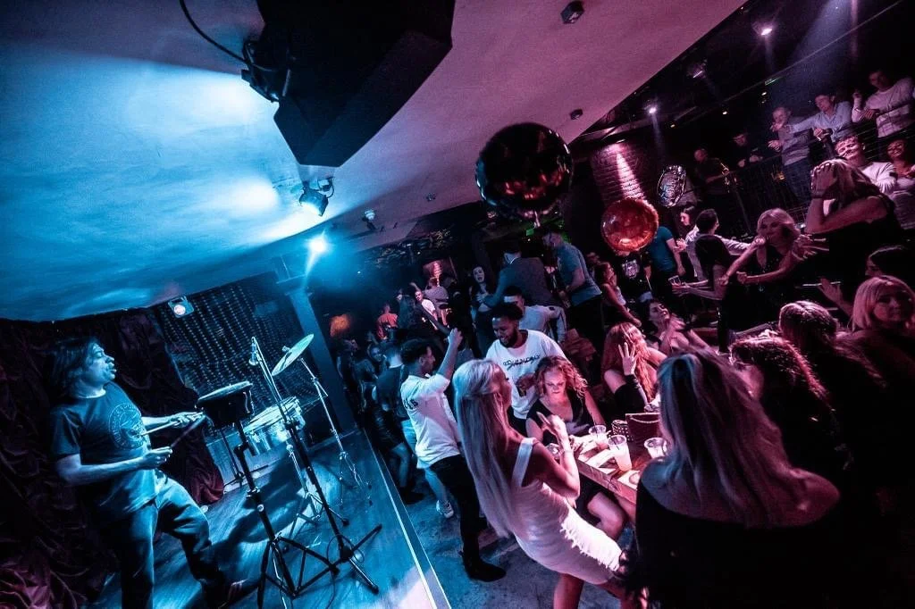 Stag & Hen Dos in Newcastle | Stag & Hen Do Packages — HOWLERS