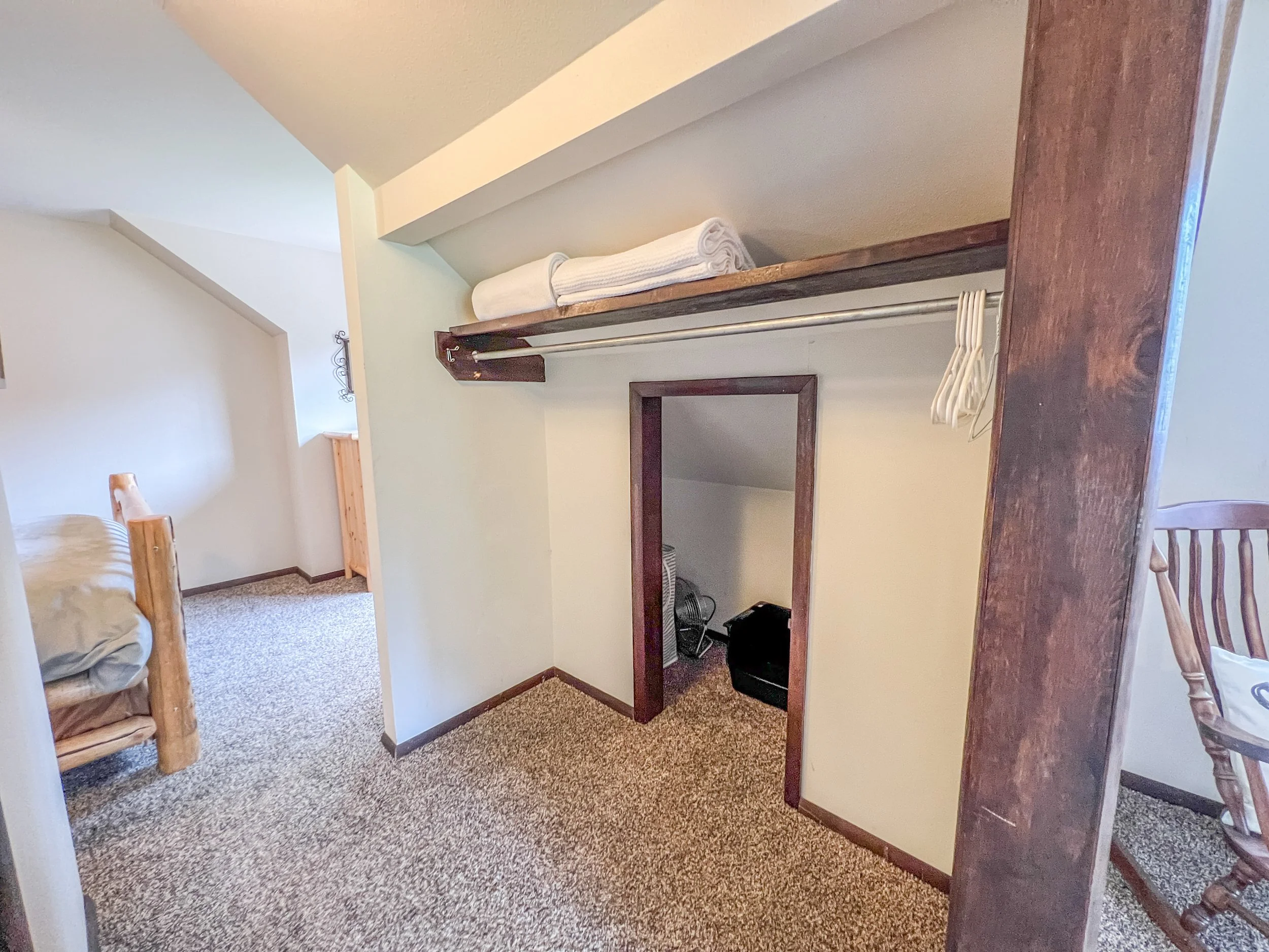 Lodging & Rates — Diamond D Ranch Idaho