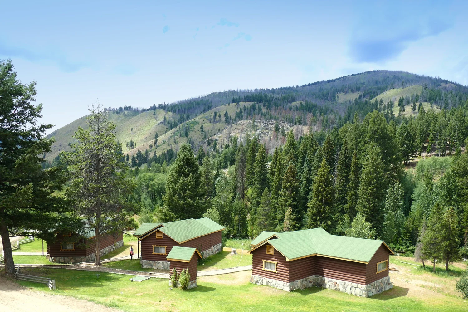 Lodging & Rates — Diamond D Ranch Idaho