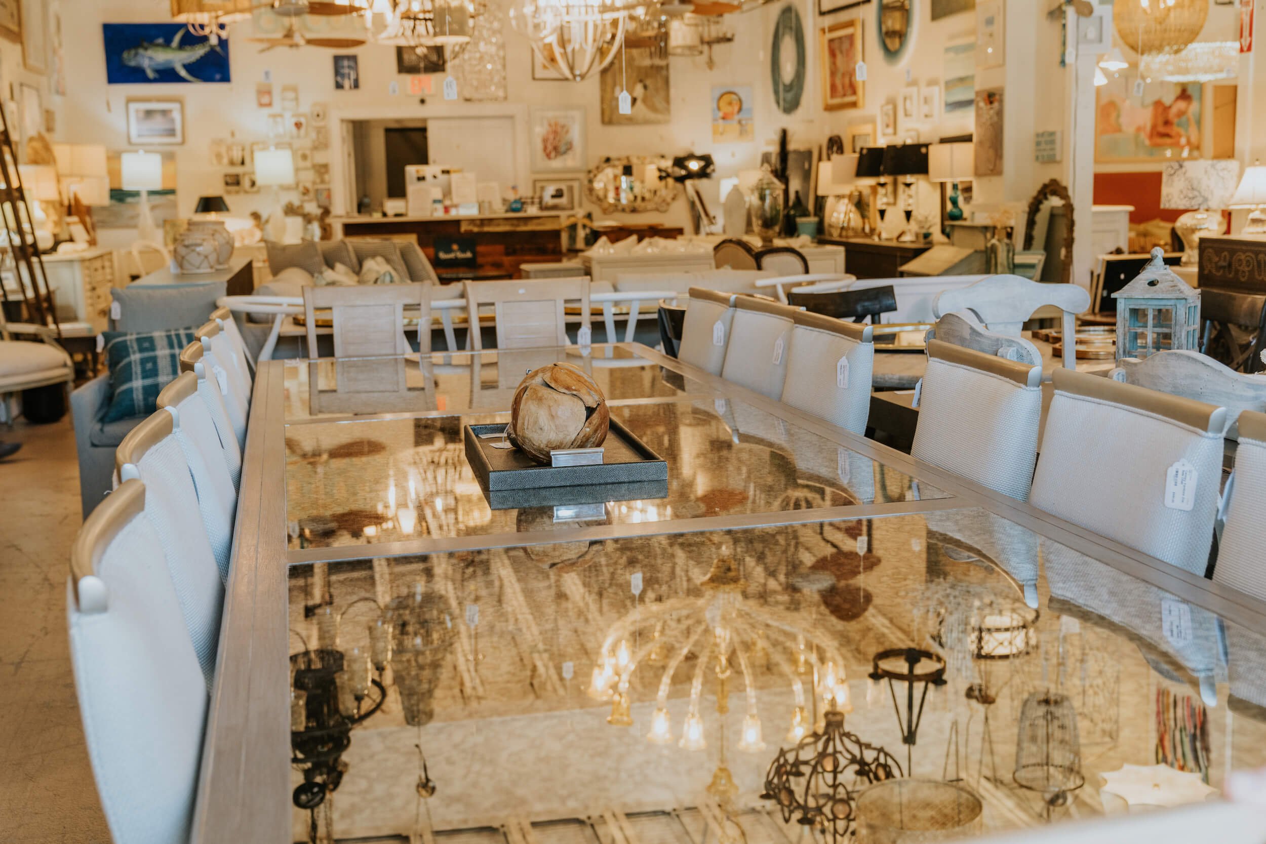 Resort Resale | Fine Furniture & Home Decor Consignment Store