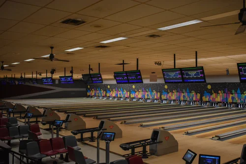 Bowling — Cave Springs Lanes