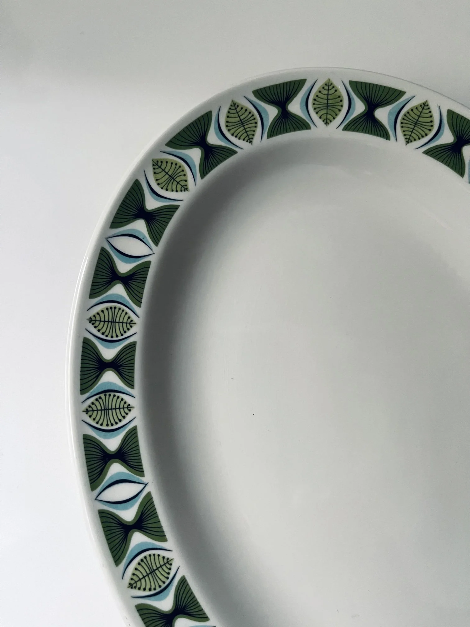 VINTAGE EUROPEAN BREADBOARD — Folly & Fine Company