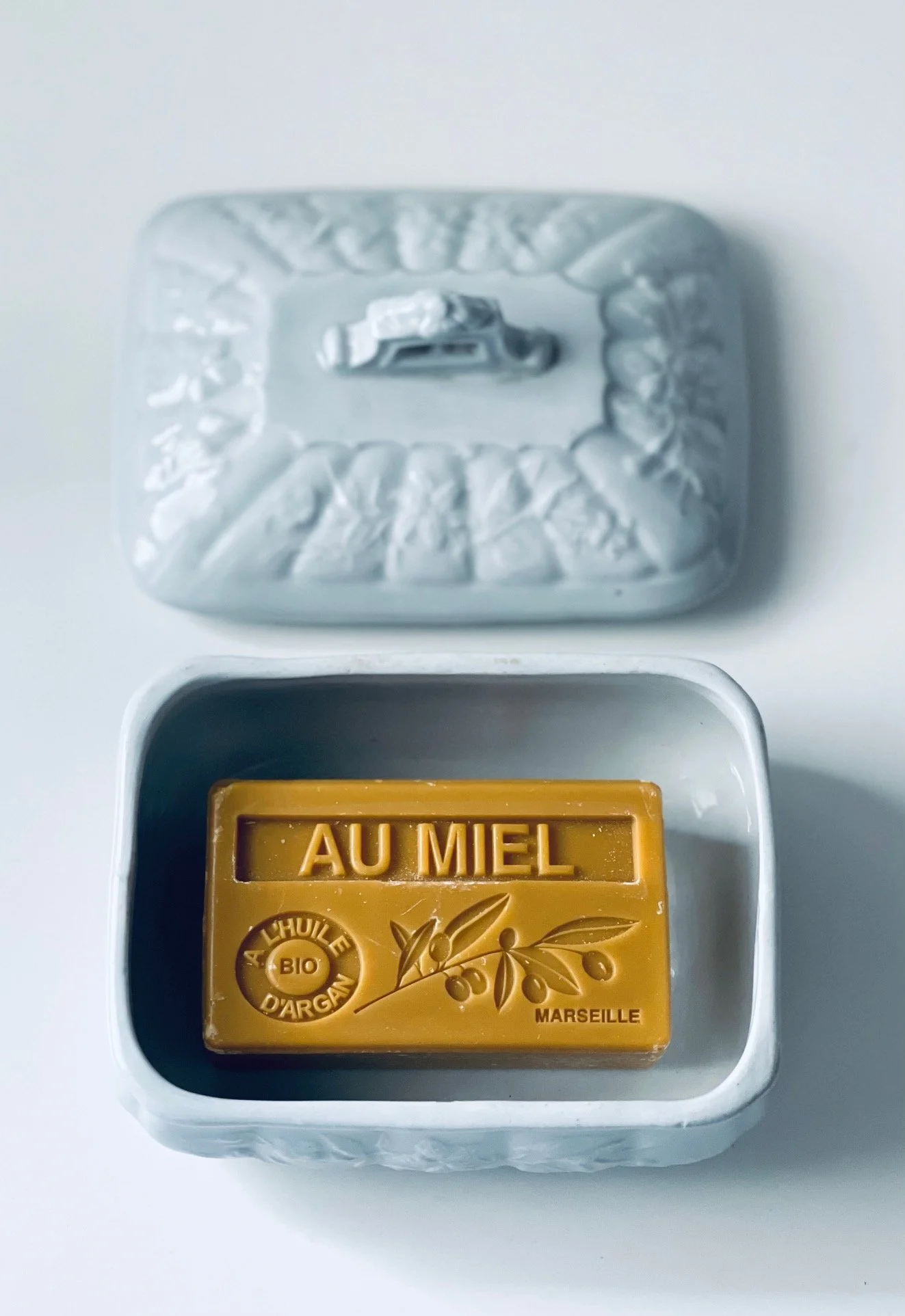 VINTAGE HAND CRAFTED COTTON & LACE TEA CLOTH | 31" SQUARE — Folly ...