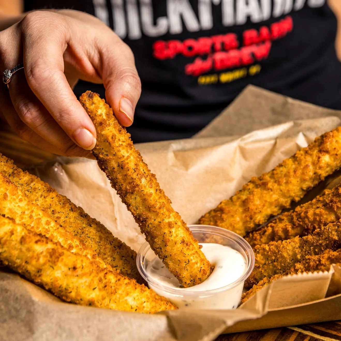 Dickmann's Sports Barn & Brew