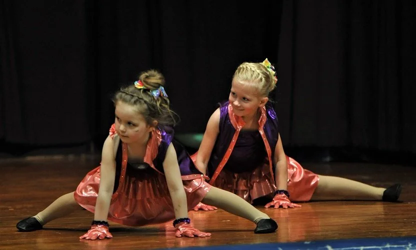 Soaring Stars Dance and Tumbling