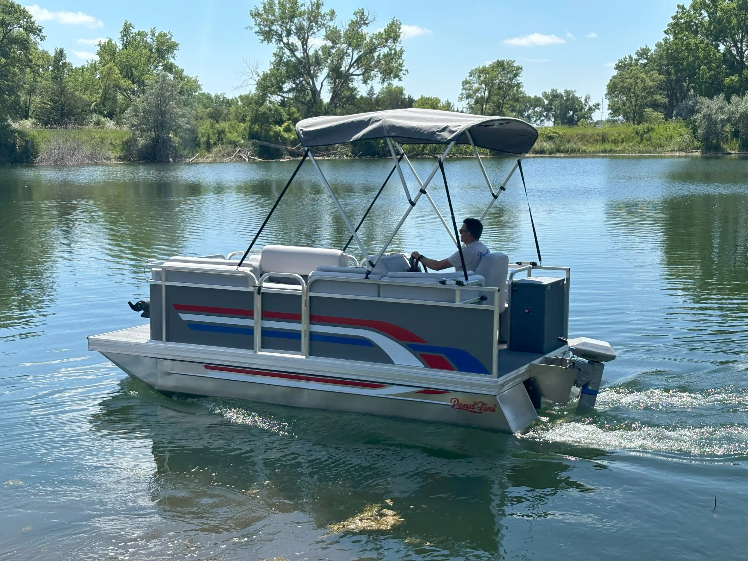 Pond-Tini 14 Series — Pond-Tini Pontoon Boats