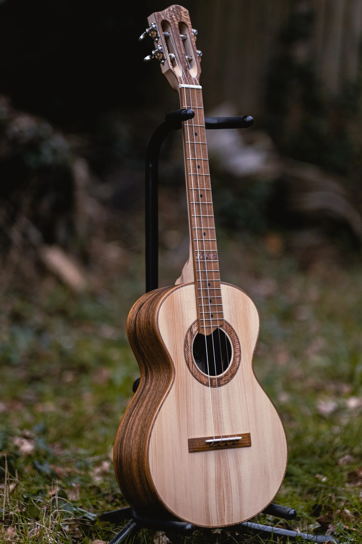 Ukuleles — D.G.Lukes Luthier