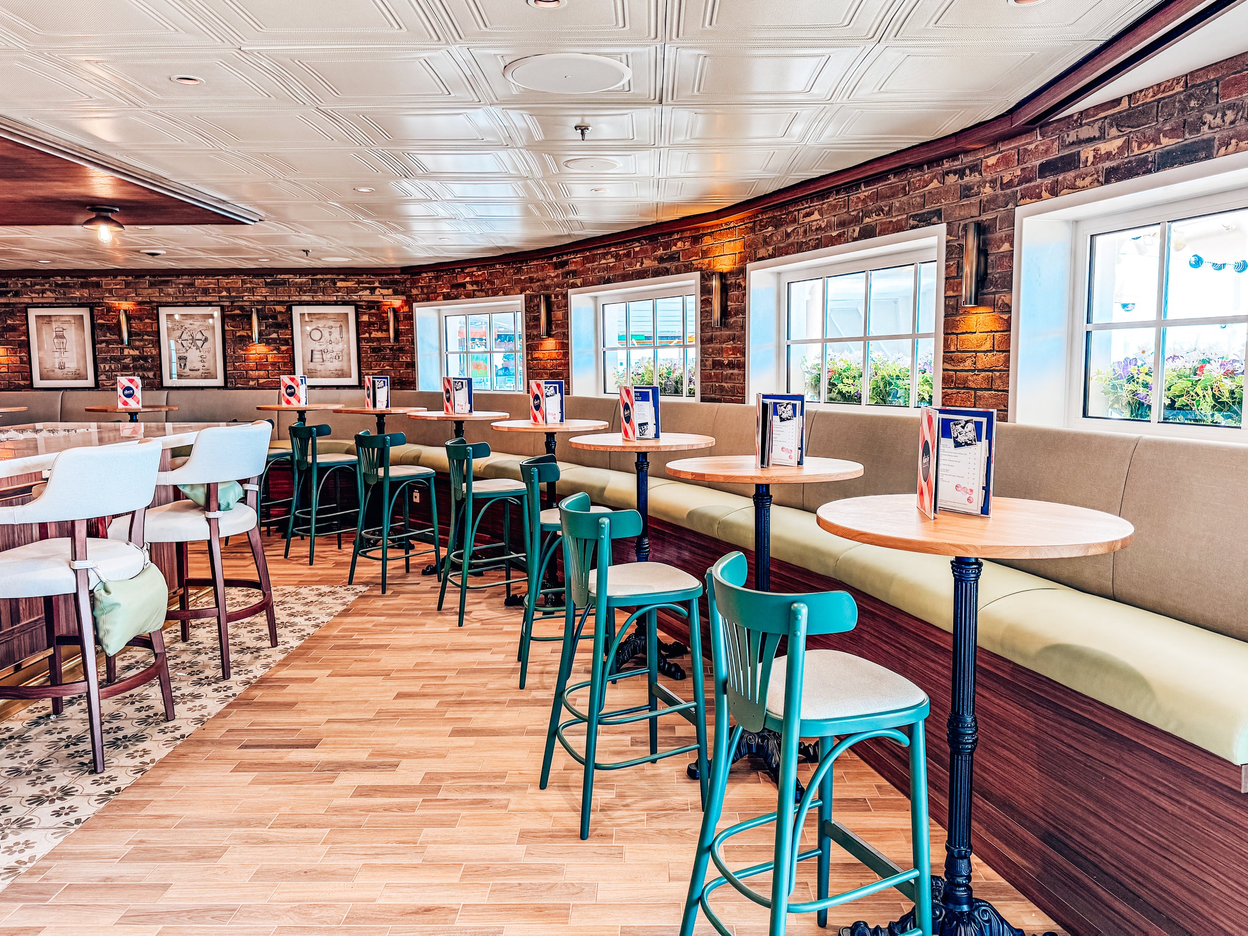 The Mason Jar Review: Dining at Royal Caribbean’s Southern-Style ...