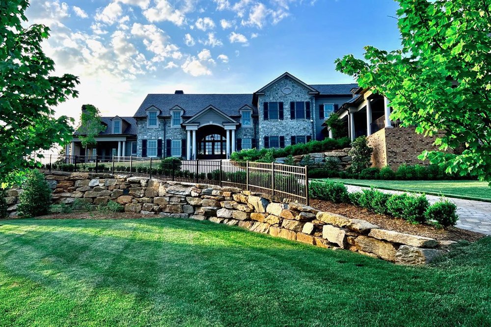 7 Types of Hardscaping for Your Outdoor Living Space 🌱 Snow Creek ...